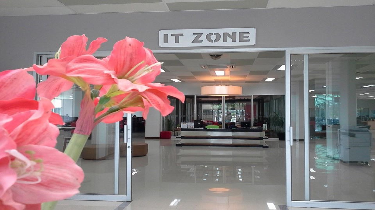 IT zone ปรับโฉมใหม่